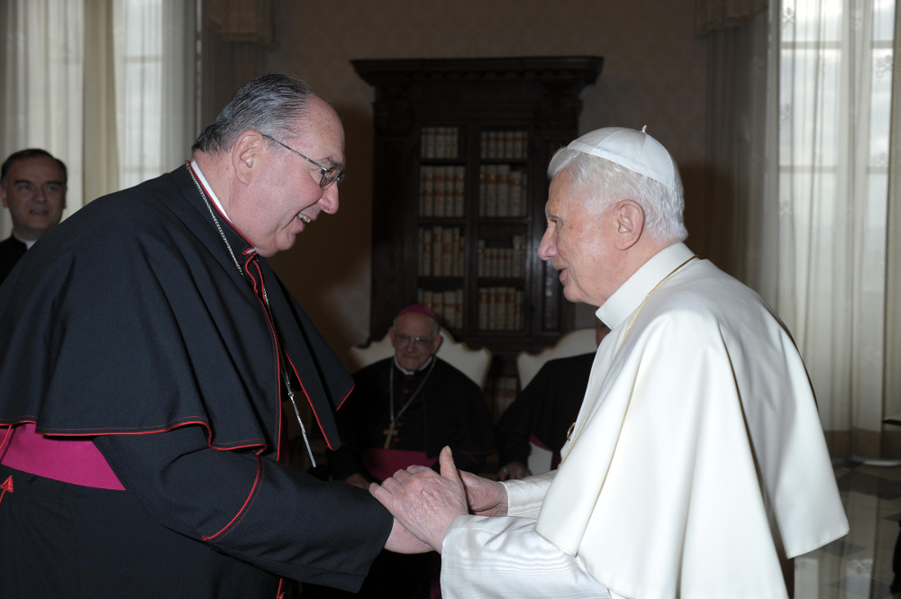 Bishop DiLorenzo dies; headed Diocese of Richmond since 2004 | National Catholic Reporter