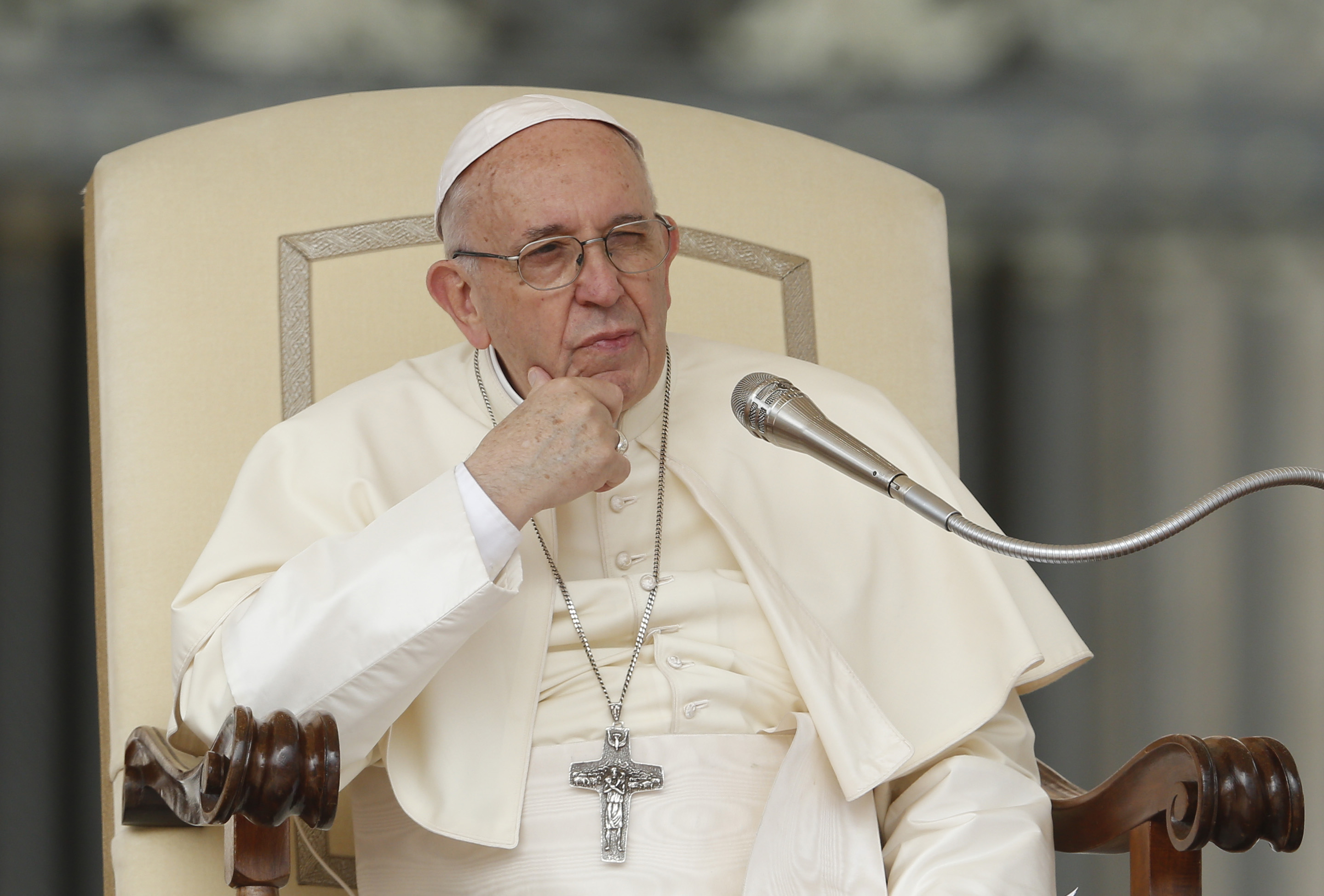 Don't be 'couch potatoes,' get up and evangelize, pope says | National ...