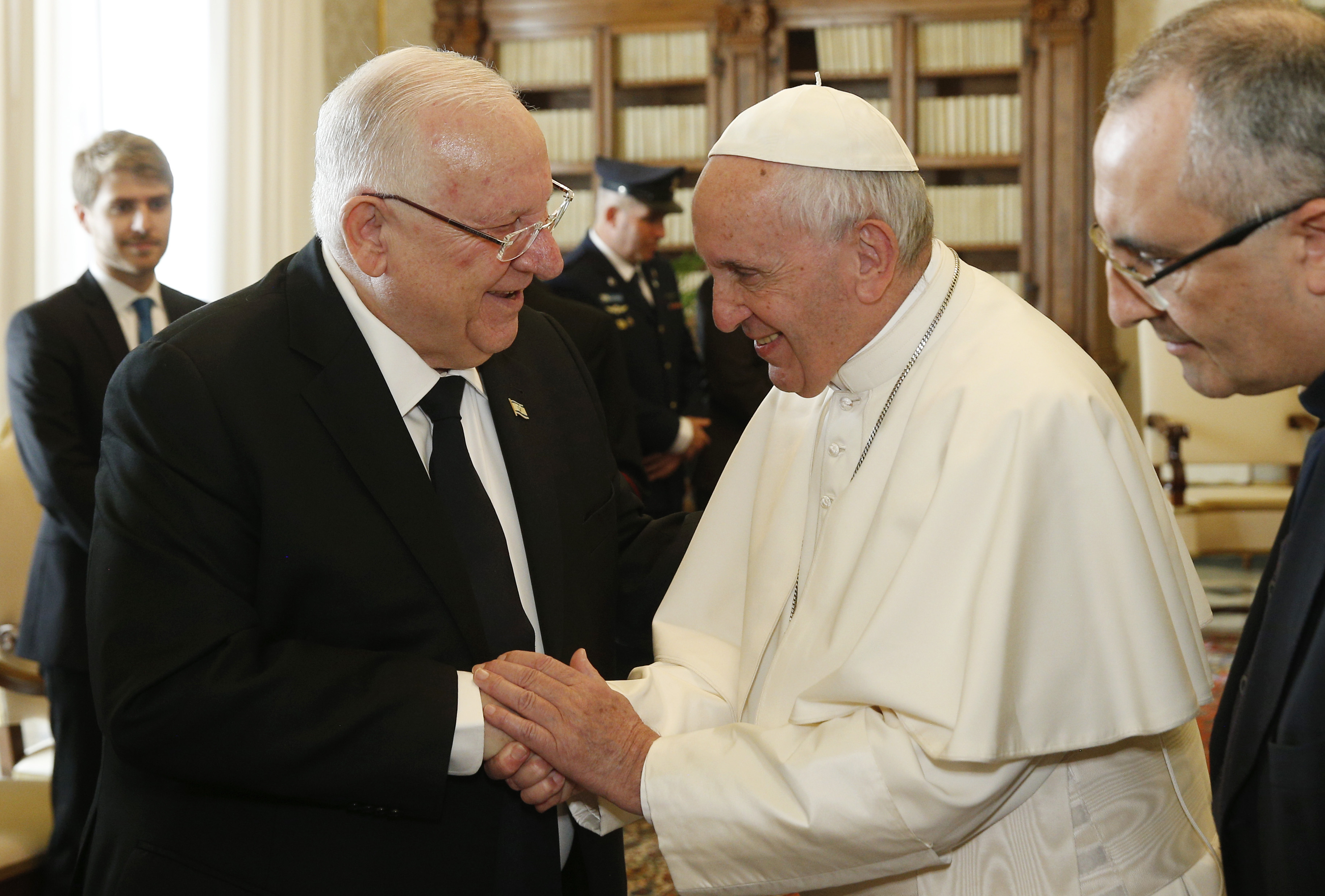 Pope meets Israeli president at the Vatican | National Catholic Reporter
