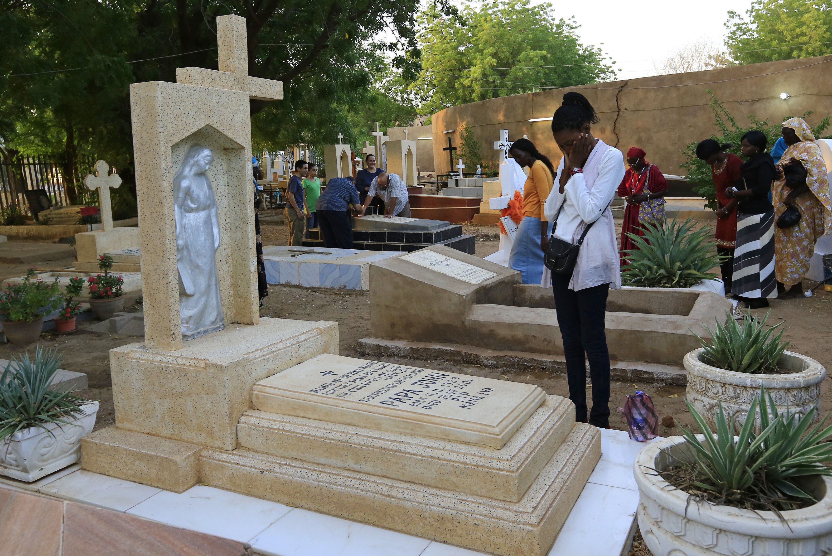 Vatican extends traditional All Souls' Day indulgences | National ...