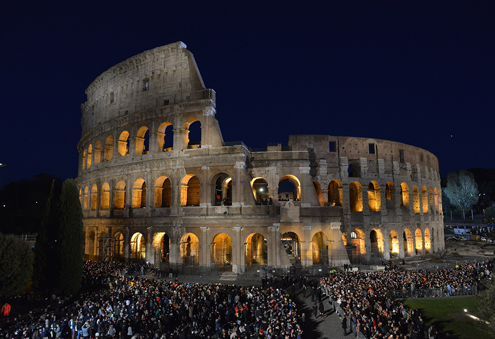 Pope writes meditations for Via Crucis at Colosseum, Vatican says ...