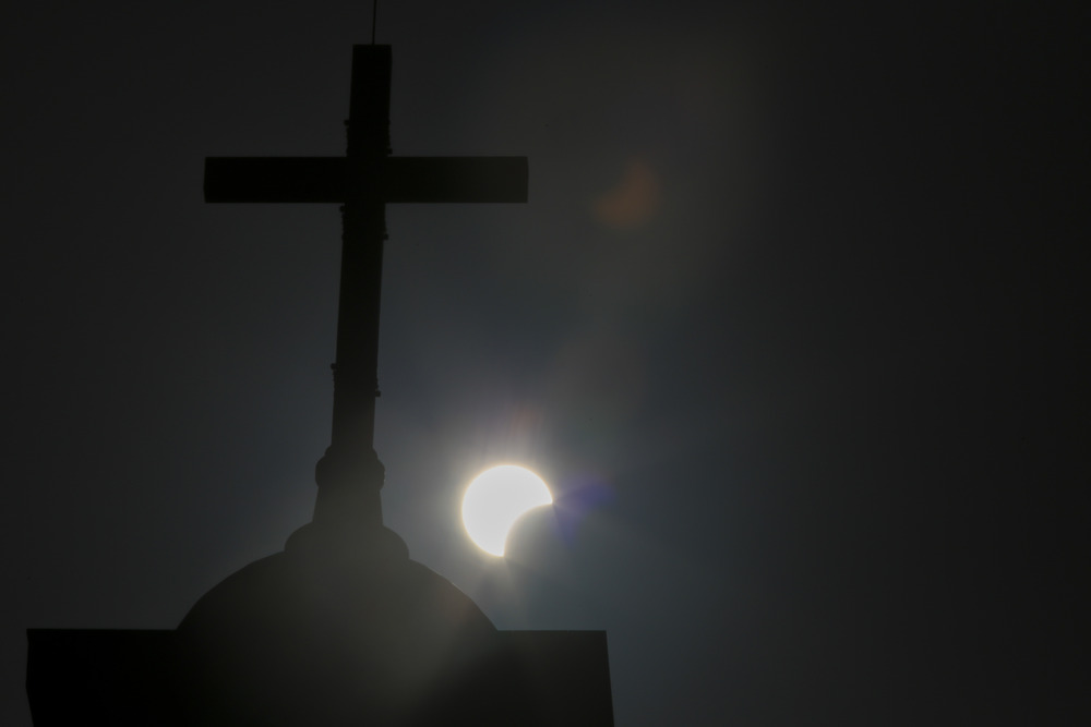 Awe and dread: How religions have responded to total solar eclipses ...