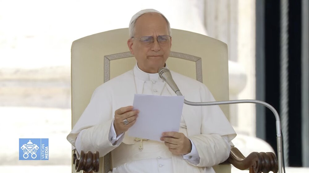 Pope: Resist the 'temptation' of embracing weapons | National Catholic ...