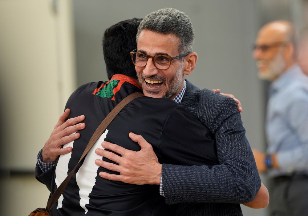 Tears of joy as Egyptian immigrant and Cincinnati chaplain is released ...