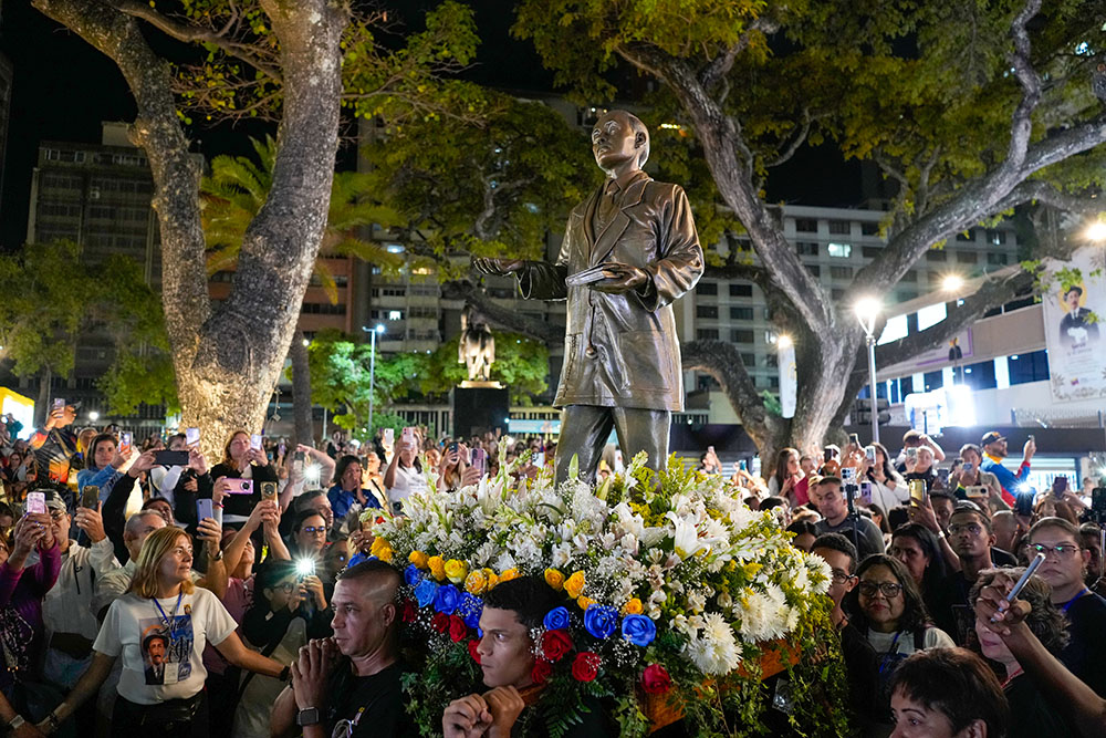 Pope gives Venezuela reason to celebrate by canonizing beloved 'doctor ...