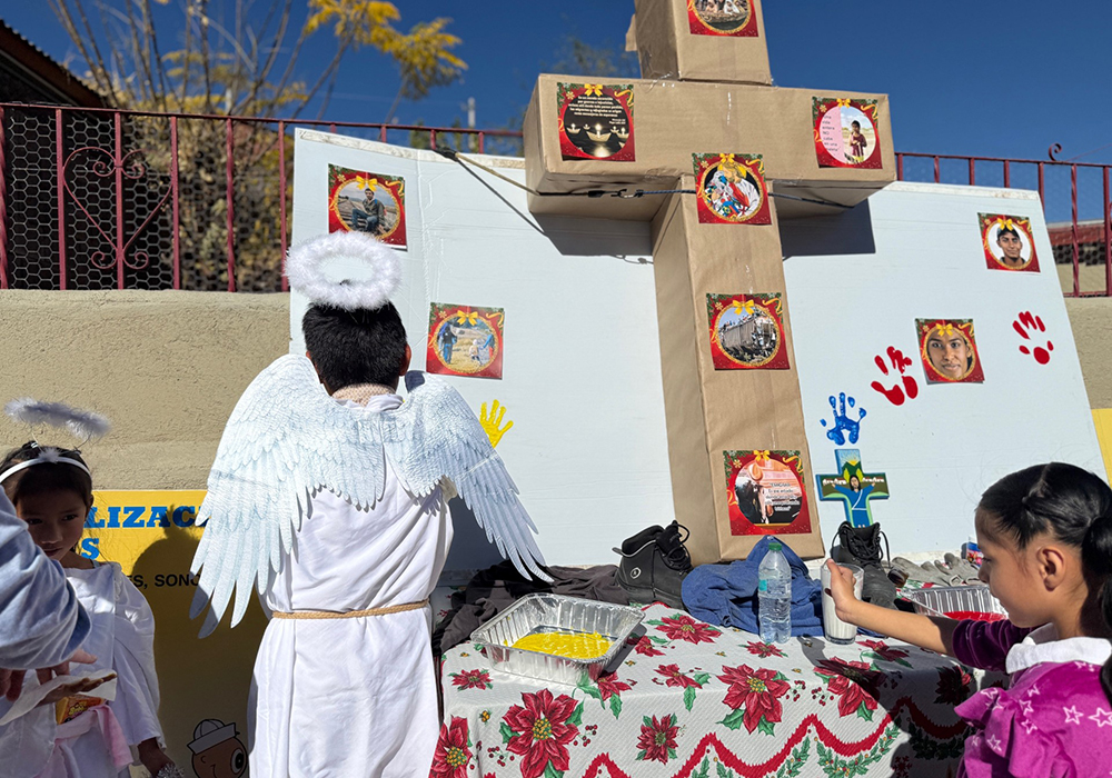 Posada at the US-Mexico border highlights plight of migrants | National ...