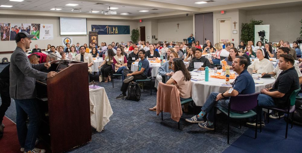 Phoenix Diocese brings Vatican model of synodality to local level ...