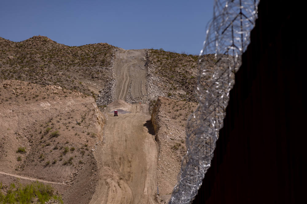 Mount Cristo Rey, in path of Trump's border wall, sits on land of New ...