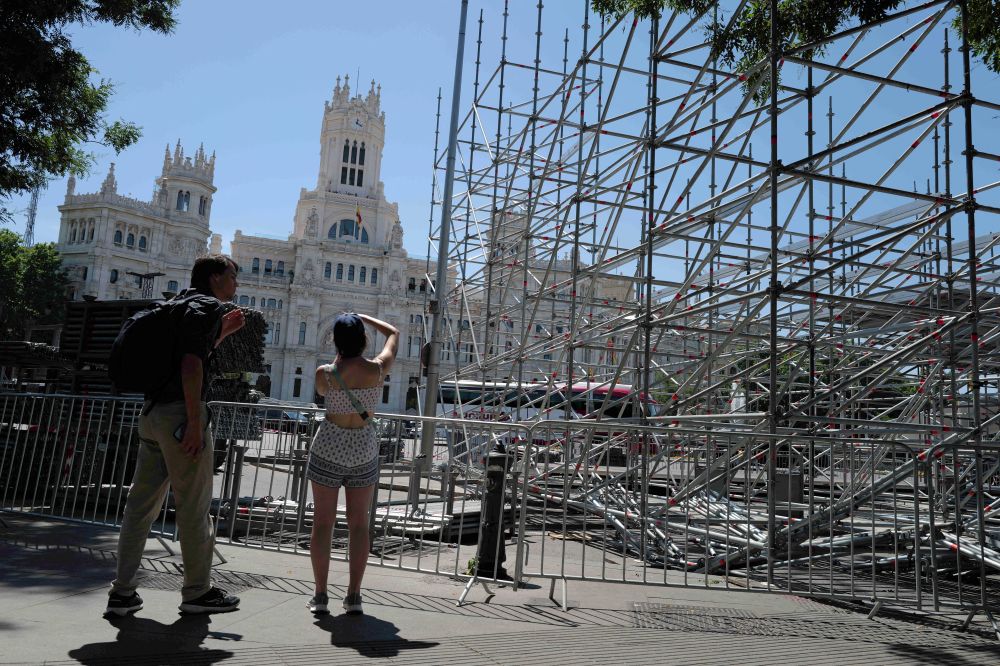 In first major European trip, pope's Spain visit to touch on ...