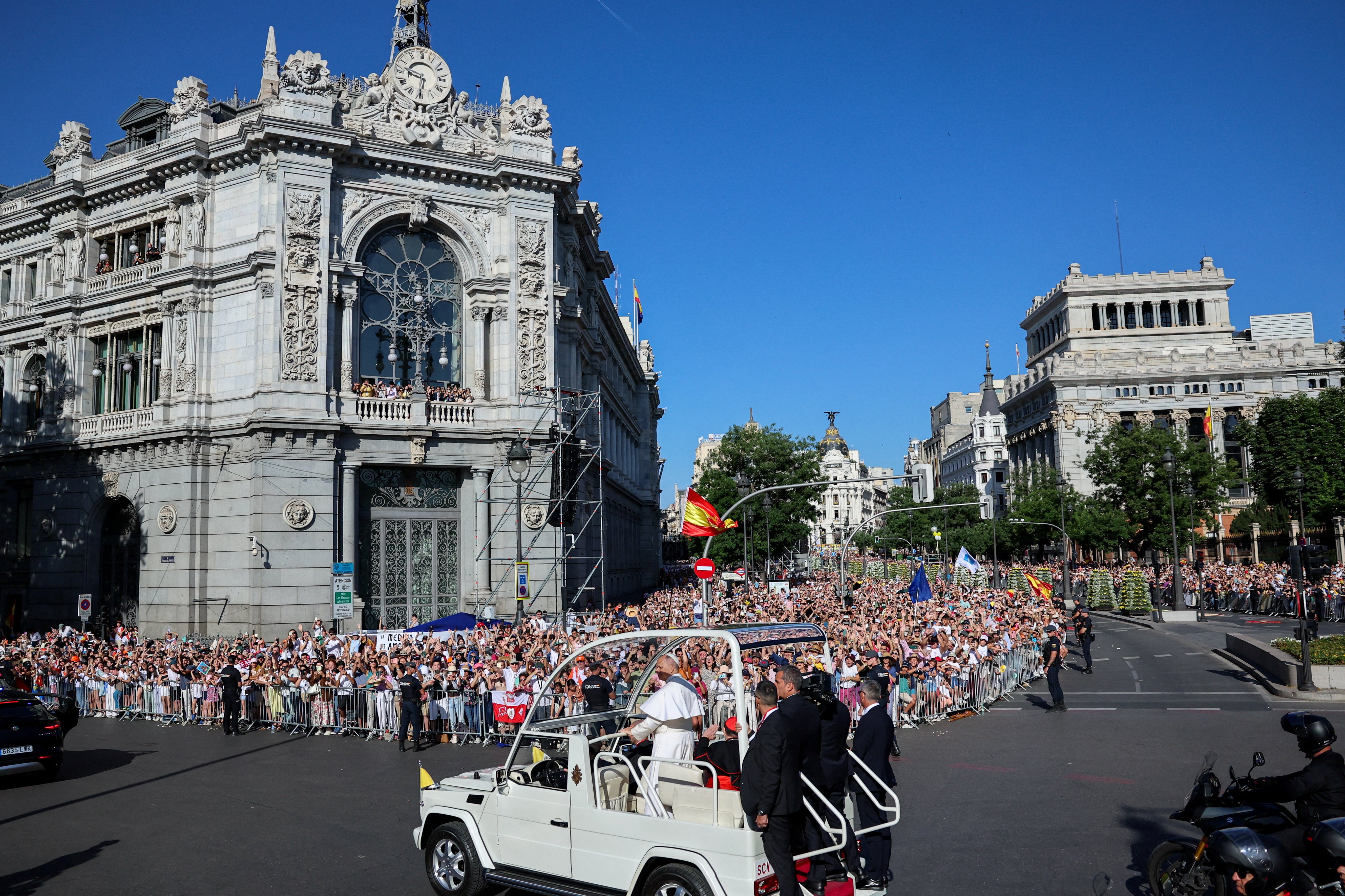 At largest event of pontificate, Pope Leo prods Catholics beyond a ...