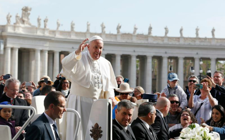 Why be afraid when God is always showing the way, pope says at audience ...