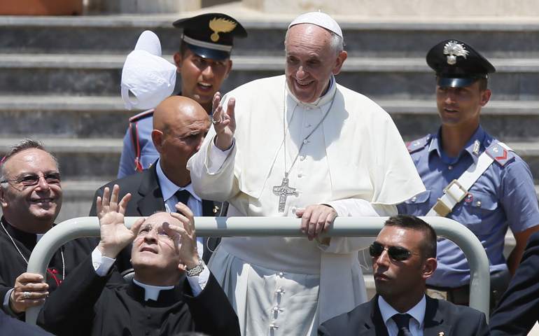 At home and abroad, popemobile fills with gifts for pope | National ...