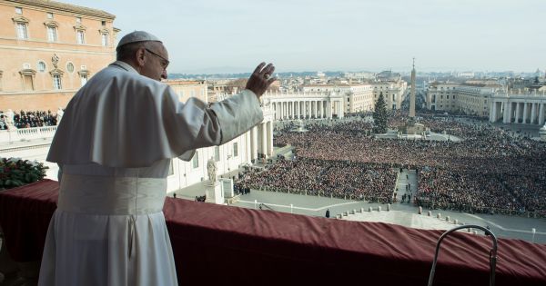 Pope: Coldest hearts can be warmed by Christmas cheer | National ...