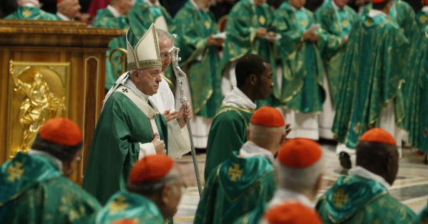 Opening Amazon synod, Francis warns against being 'smothered by ashes ...