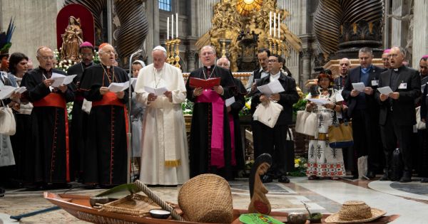 Pope Francis punts on married priests | National Catholic Reporter