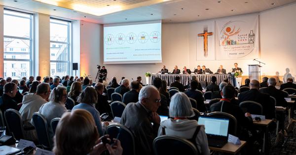 After synodal assembly Europe's bishops pledge to 'work tirelessly' to ...