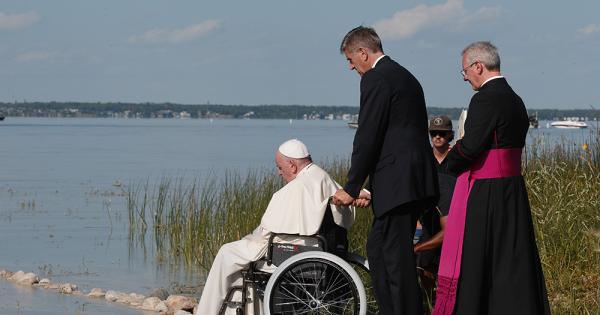 Pope Francis ahead of COP28: Stop the 'madness' of the 'fossil fuel era ...