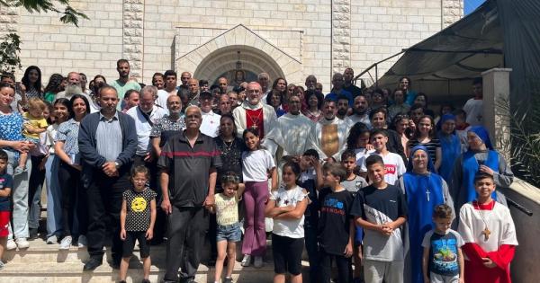 Jerusalem cardinal makes unannounced visit to Catholic parish in Gaza ...