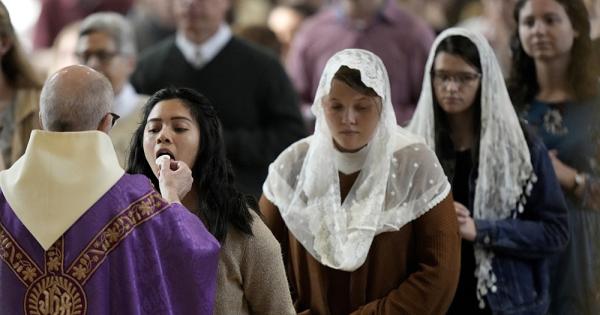 'A step back in time': America's Catholic Church sees an immense shift ...