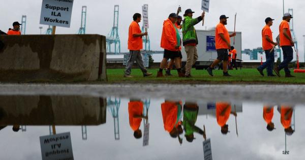 Short-lived strike puts focus on how dockworkers' labor keeps economy ...