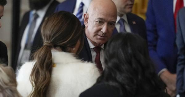 Jeff Bezos limits Washington Post editorial page to libertarian ...