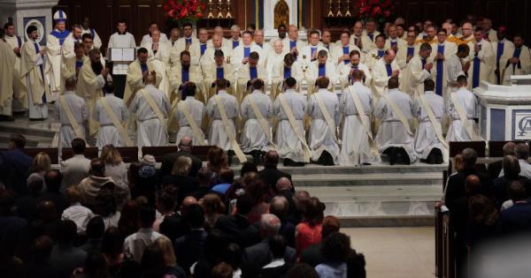 A US diocese defies trends and ordains its largest class of Catholic ...