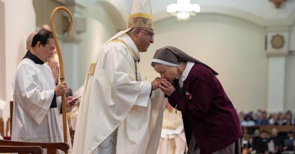 World is 'hungry for justice, mercy,' Austin's new bishop says in ...