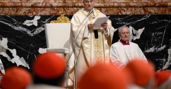 Pope Leo charts collaborative course, calls for regular meetings of ...