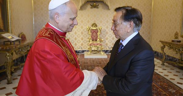 Pope Leo XIV meets Peru's president, discusses possible November visit ...