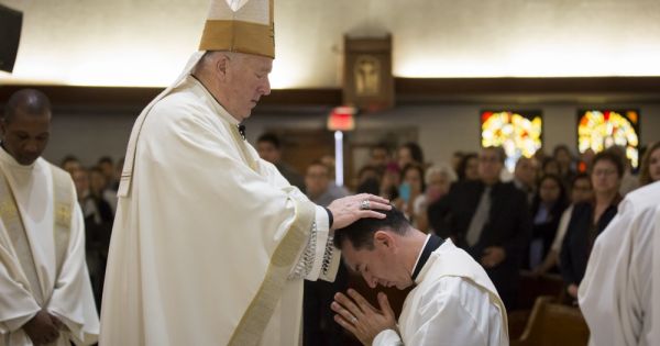 Border ordinations: US West Jesuits take rite to small church near ...