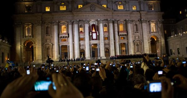 Author: Look at church history from crowd's perspective | National ...