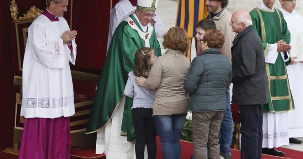 Vatican asks for parish-level input on synod document | National ...
