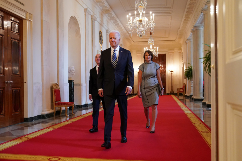 Immigration advocates voice disappointment in Biden's deterrence path ...